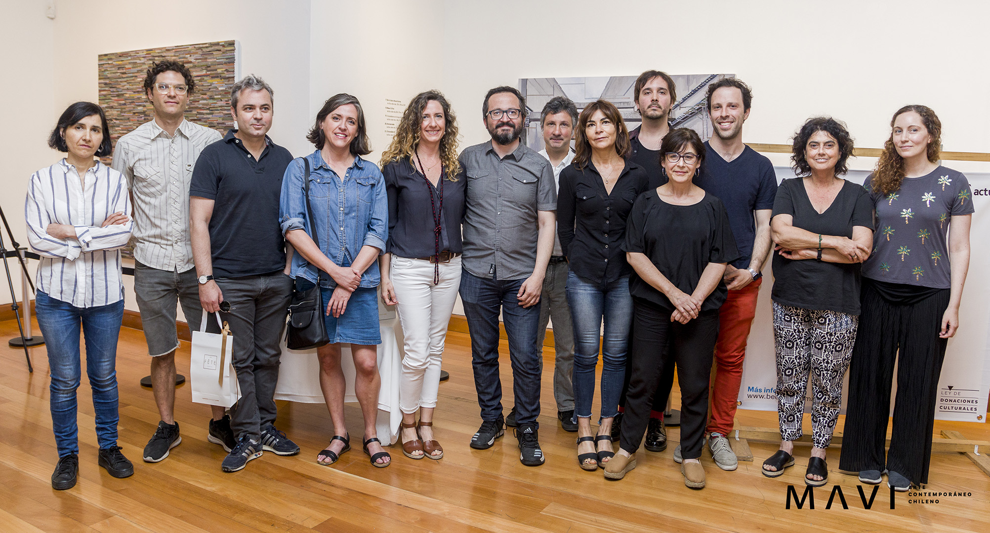 Lanzan libro de artistas finalistas Beca Fundación Actual MAVI ...