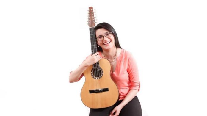 Cindy Gómez lanza su primer video en You Tube | Entrama Cultural